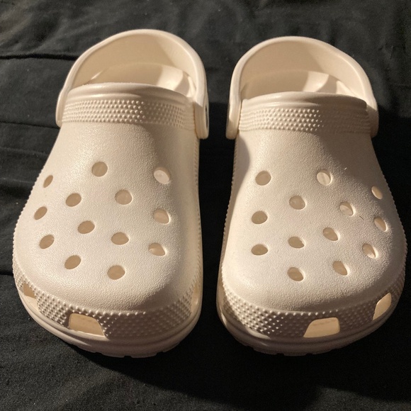 CROCS | Shoes | Nwot Classic White Crocs Sandals | Poshmark